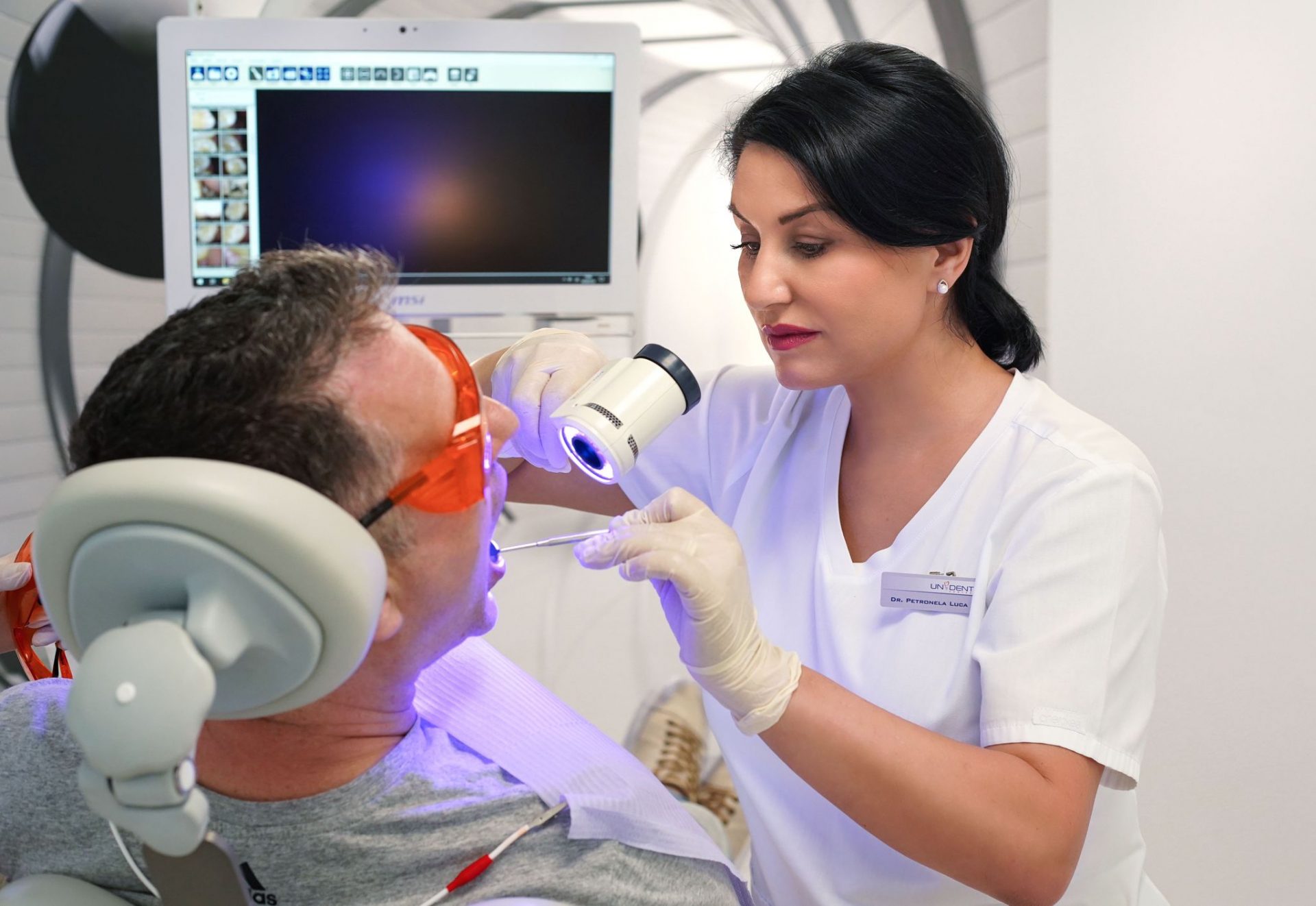 UNIDENT- Top 8 Romania. Un brand premium care nu face compromisuri ...